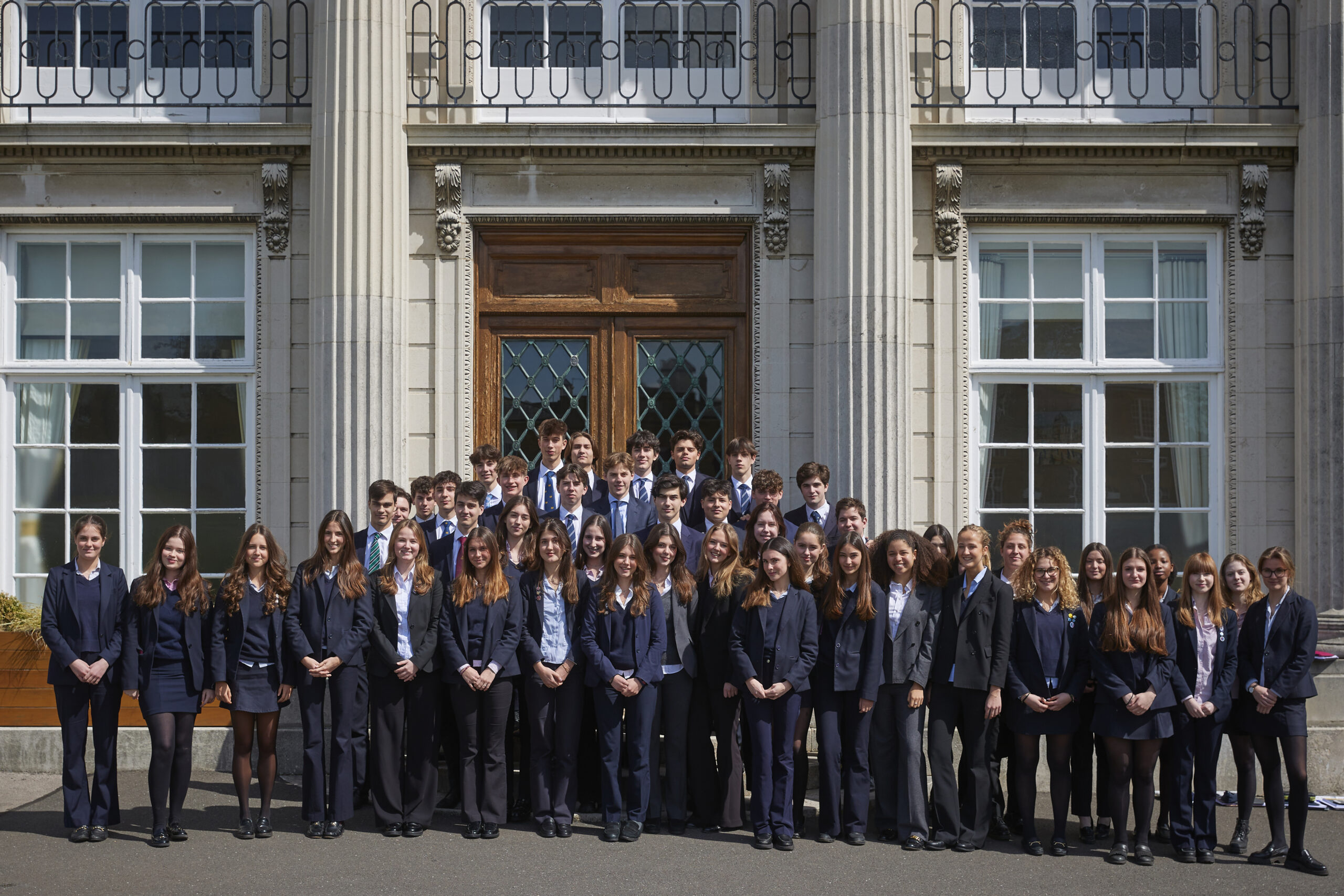 Haileybury pupils achieve excellent IBDP results - Haileybury